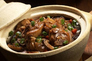 Asian Recipes and Cooking Tips Different types of cooking pots